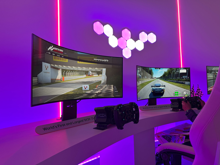 LG's New 45" Ultrawide OLED Monitors with 5K2K Resolution Showcased at ...